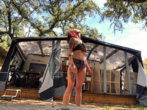 About mixed media portrait artist Julia Dietz