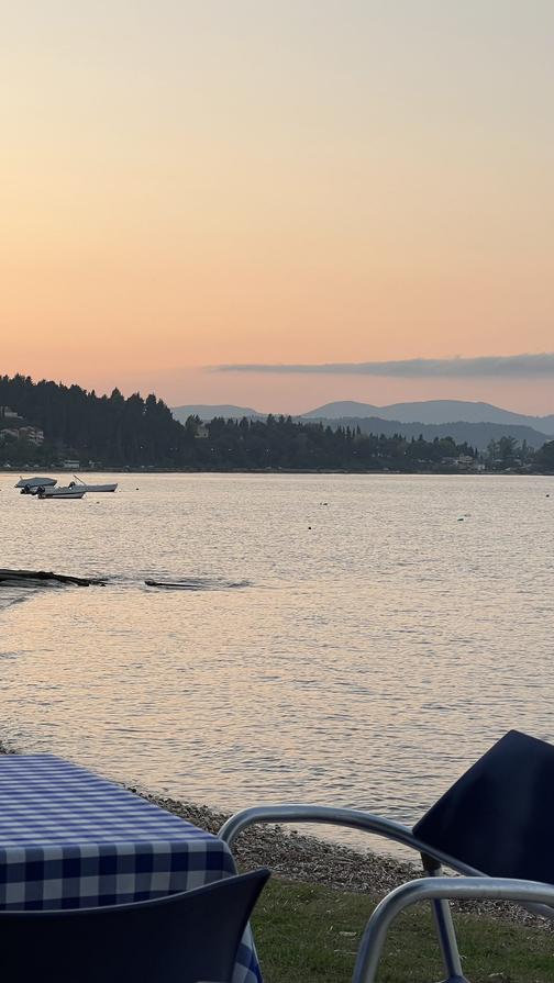 Best Greek Night in Corfu – Live Show, Traditional Food & Plate Smashing