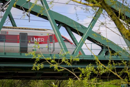 LNER Trains in Britain | Tickets & Schedule -BRITAIN RAILS